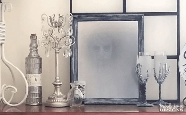 How To Create An Eerie Haunted Halloween Mirror