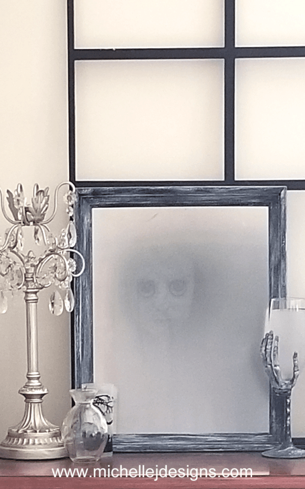 How To Create An Eerie Haunted Halloween Mirror