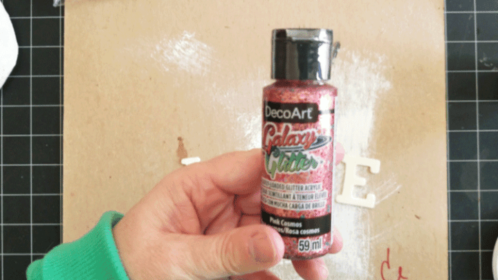 Dollar Store Picture Frames for Valentine's Day - Michelle James Designs